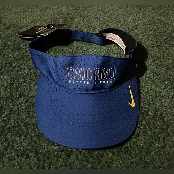 Nike | Accessories | Nike 29 Chicago Marathon Running Visor Hat ...